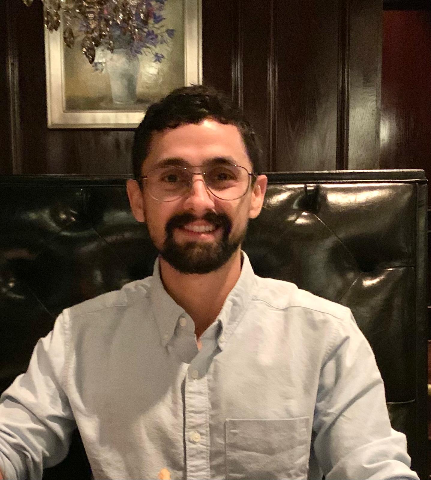 Fernando Aguate – IQ